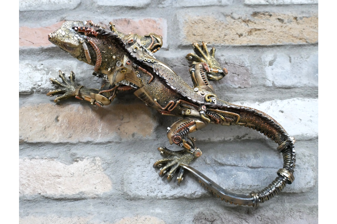 Steampunk Lizard Wall Decoration