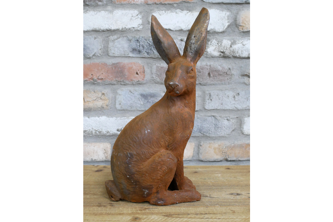 Cast Iron Rusty Rabbit
