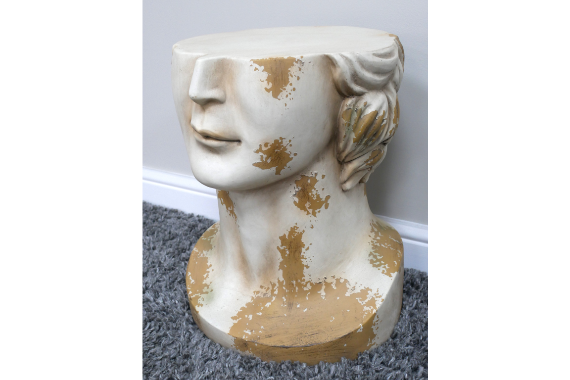 Head Side Table