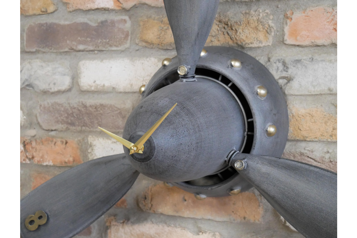 Propeller Clock