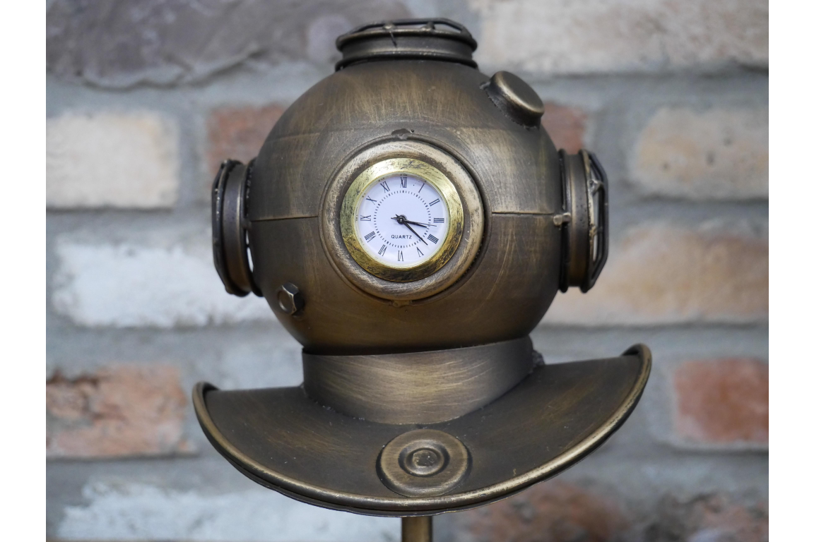 Divers Helmet Clock