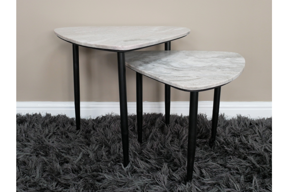 Set Of 2 Side Tables