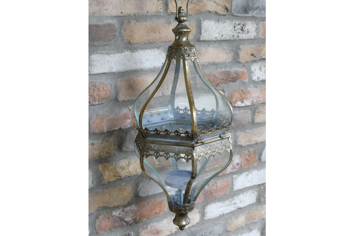 Hanging Lantern & Bracket