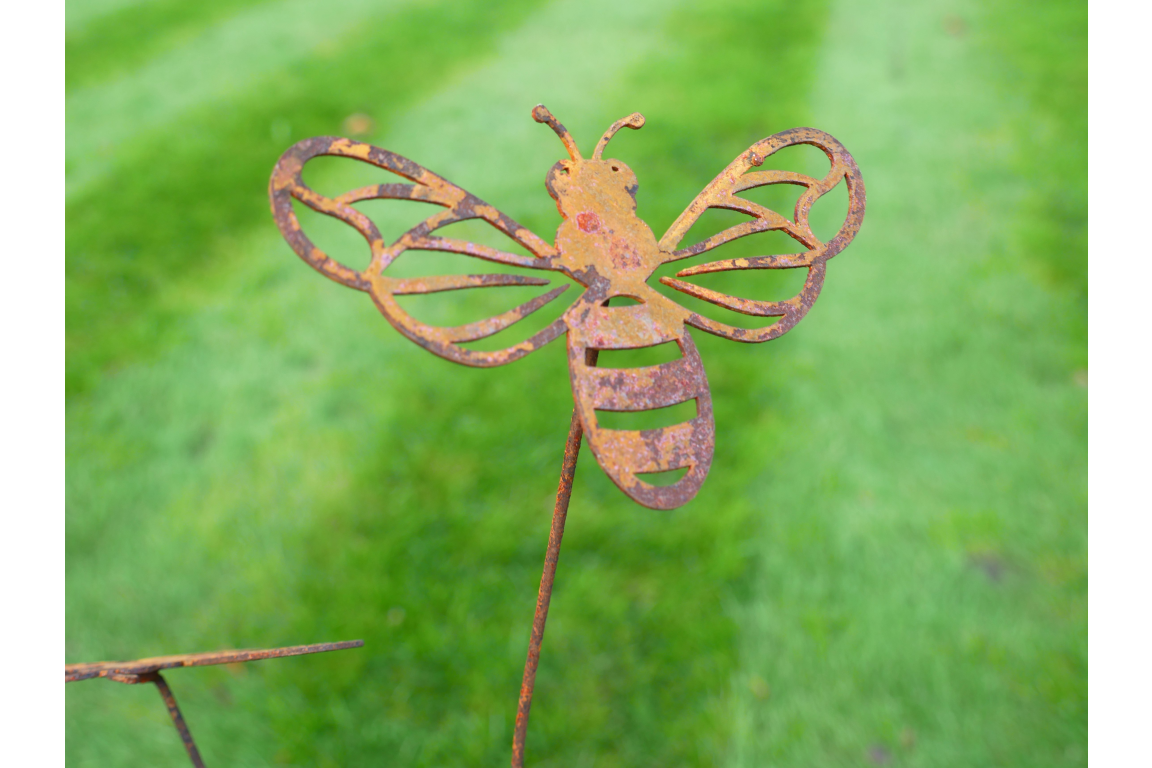 Rusty Bees Stake