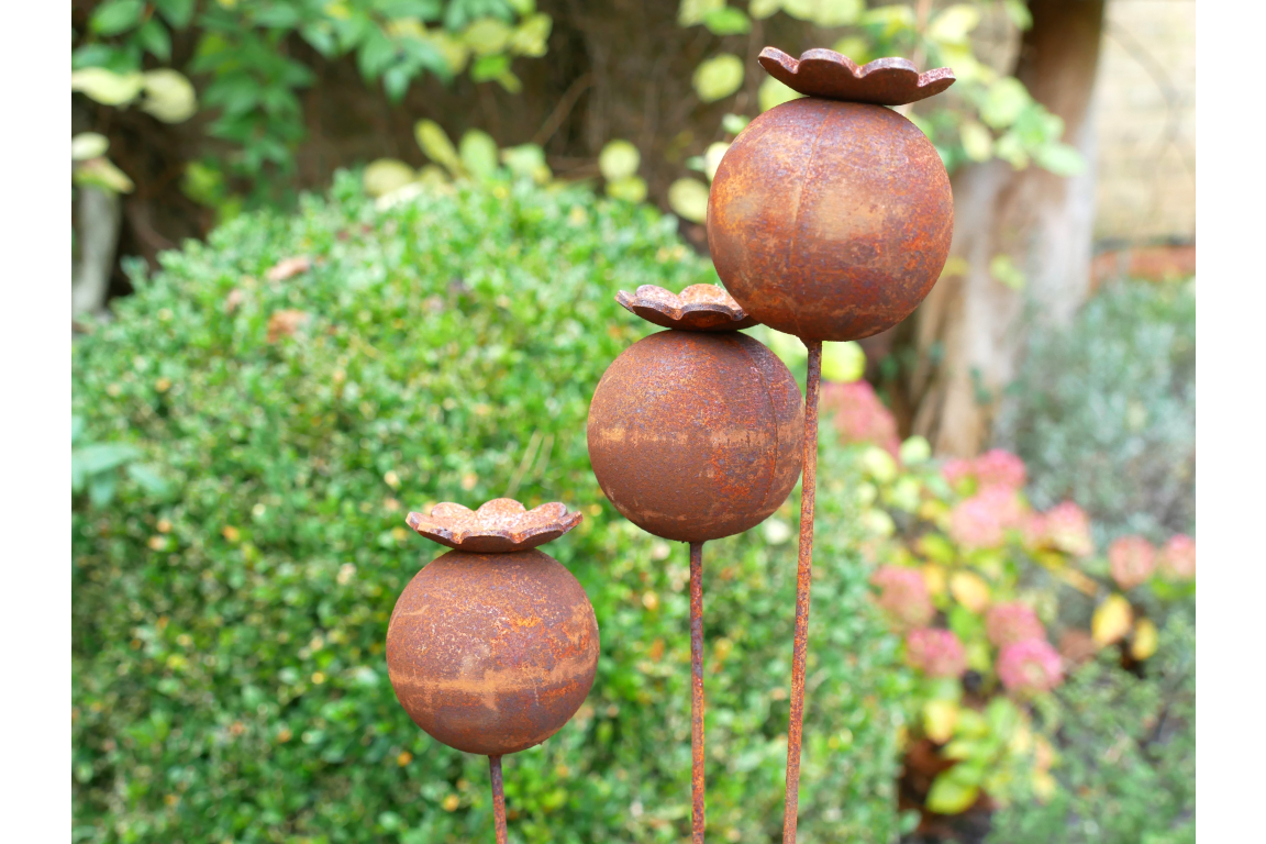 Rusty Flowers Stake