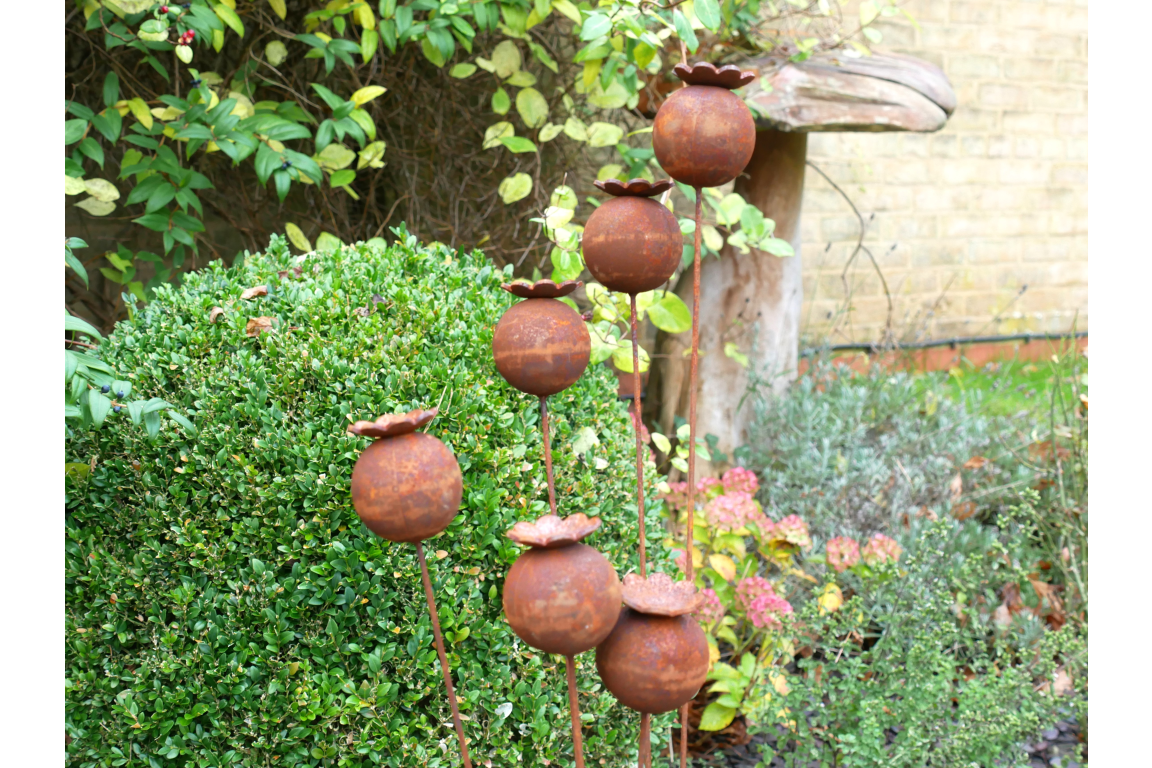 Rusty Flowers Stake