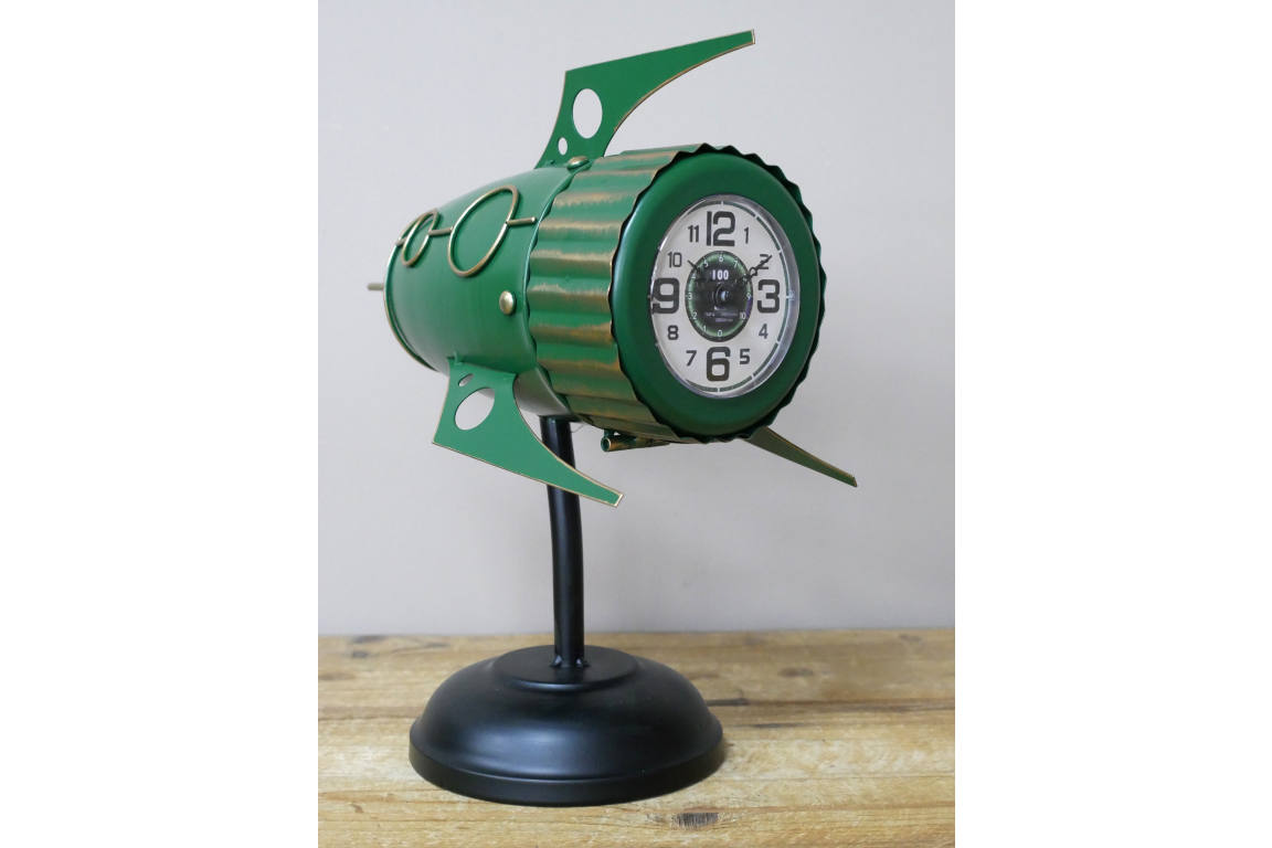 Green Spaceship Clock